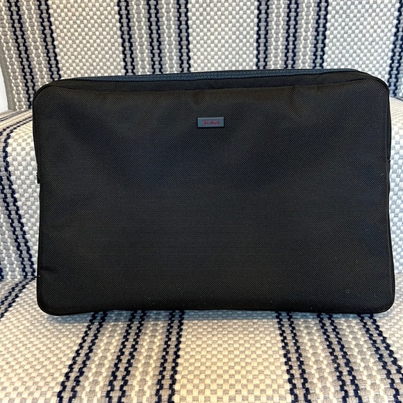 Tumi | Other | Authentic Tumi Passed Laptop Or Documents Sleeve | Poshmark